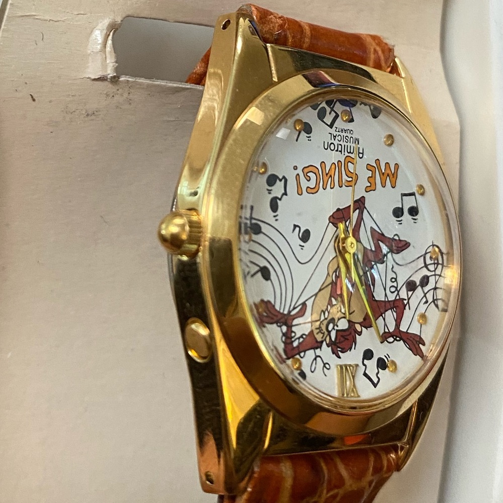 1994 Taz Looney Tunes Watch + 1993 Taz Pin - Gem